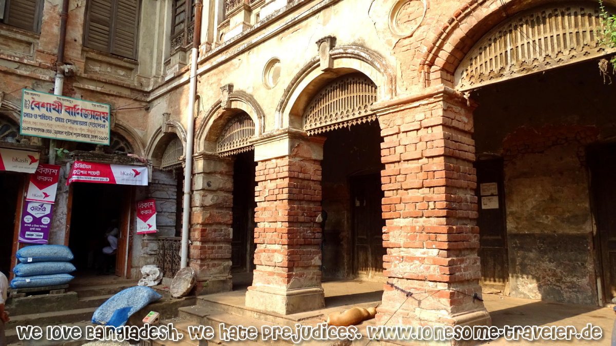 Ruplal House - The Lonesome Traveler